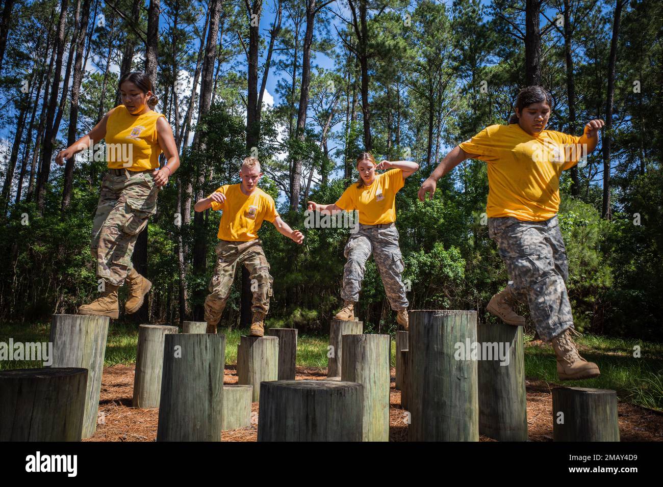 Junior Reserve Officer Training Corps cadets compete in the obstacle ...