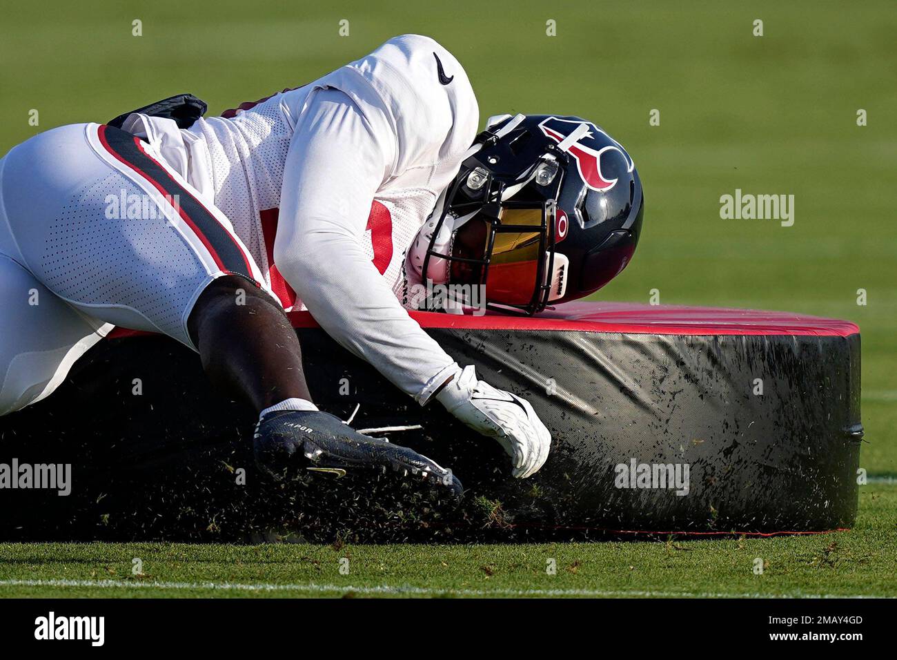 Houston Texans defensive back Eric Murray takes part in a drill during an NFL football training ...