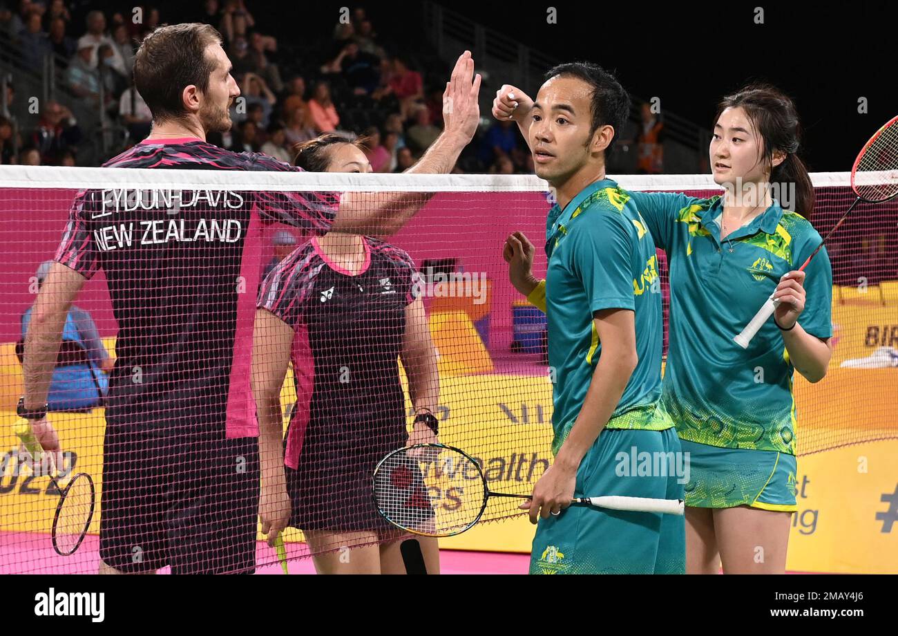 Australia's Angela Yu and Tran Hoang Pham , right, shake hands with New ...