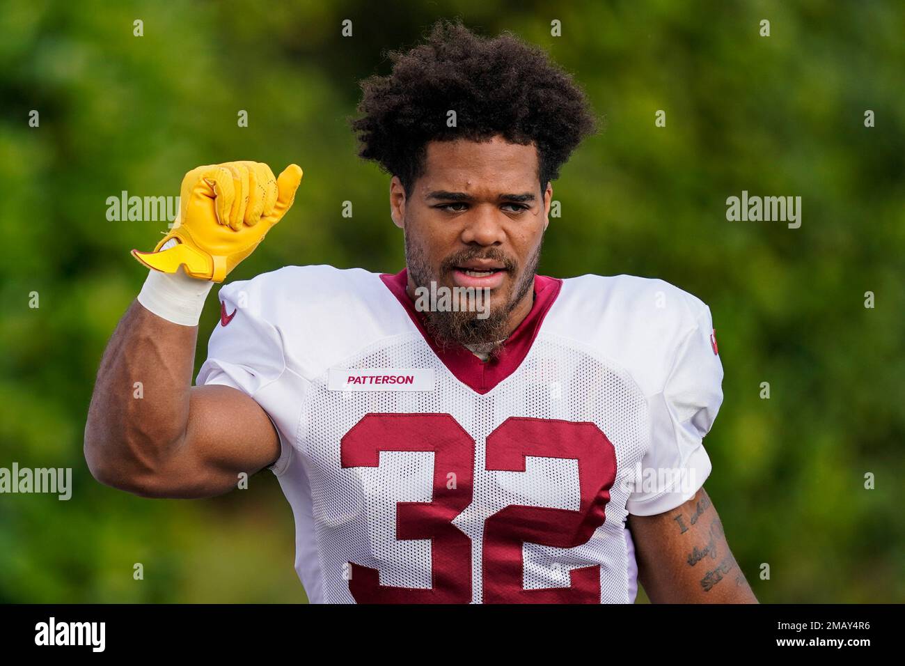 Washington Commanders running back Jaret Patterson gestures to the fans ...