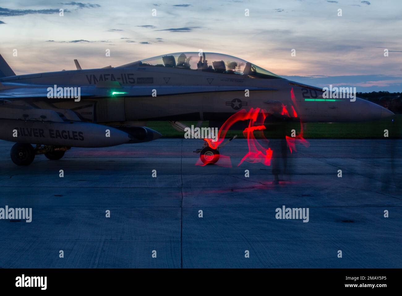 An F/A-18D Hornet assigned to Marine Fighter Attack Squadron (VMFA) 115 ...