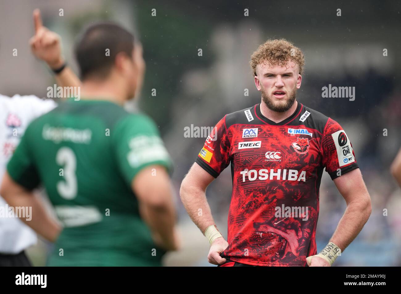 Brave Lupus' Warner Dearns during the Japan Rugby League One 2022-23 ...