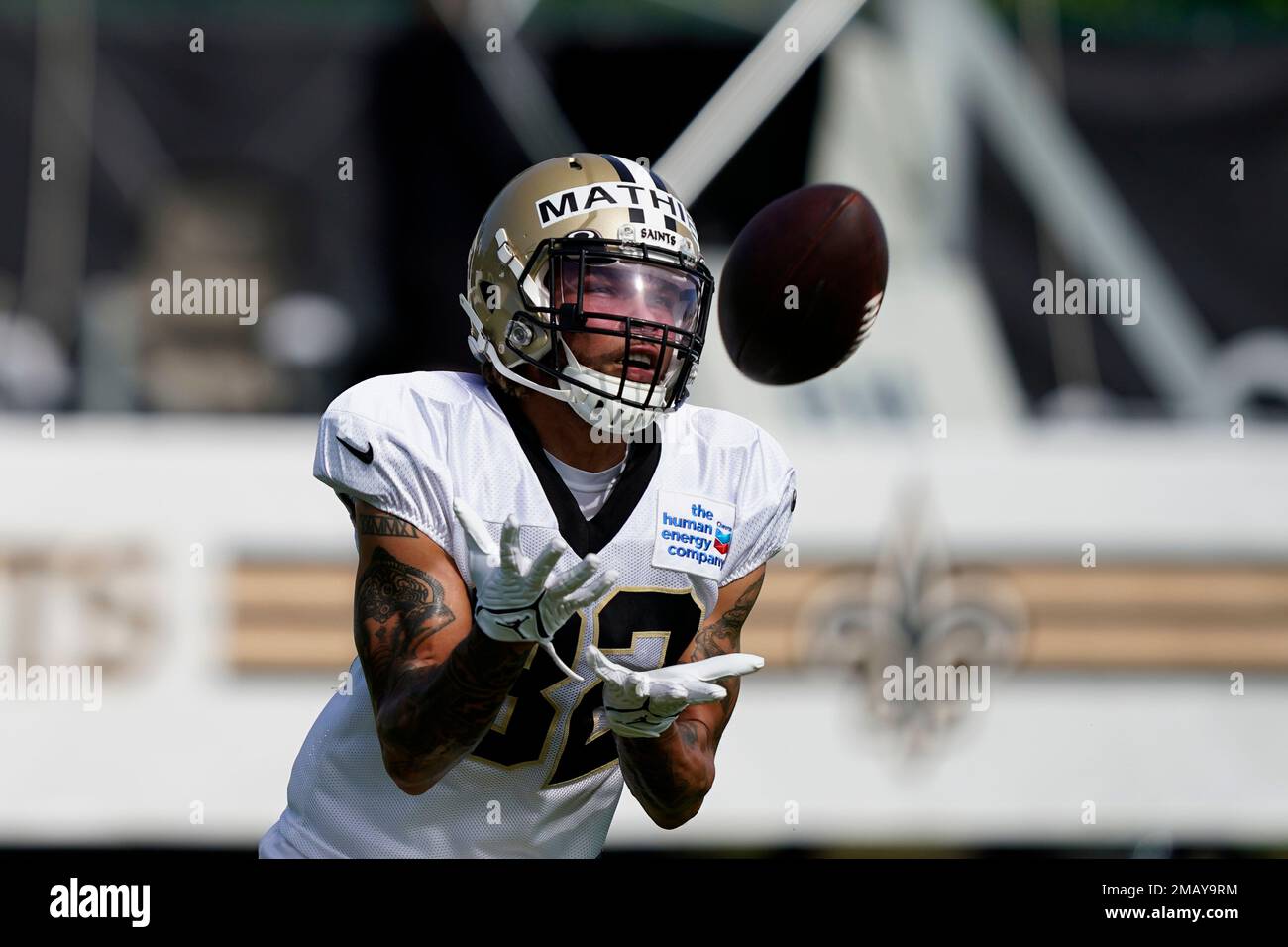 New Orleans Saints safety Tyrann Mathieu (32) catches the ball during ...