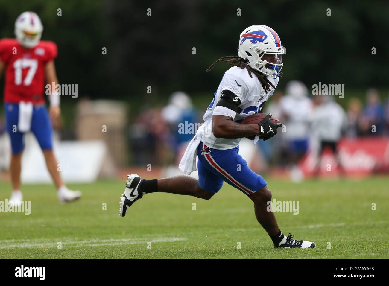 Buffalo Bills running back James Cook (28) takes part in a drill during ...