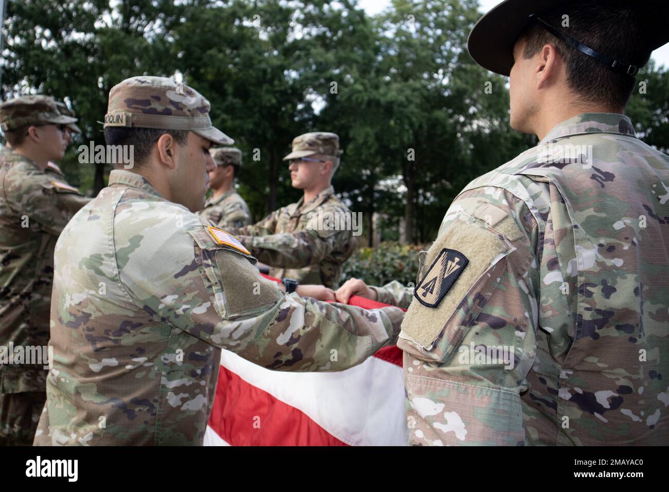 U.S. Army Soldiers with Company C, 1st Battalion, 222d Aviation ...