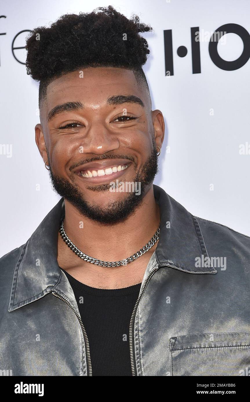 Jerrold Smith arrives at the season two premiere of "Sweet Life: Los ...