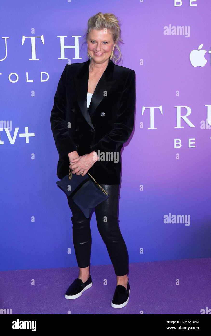 Jenno Topping arrives at The Red Carpet Event for the season three ...