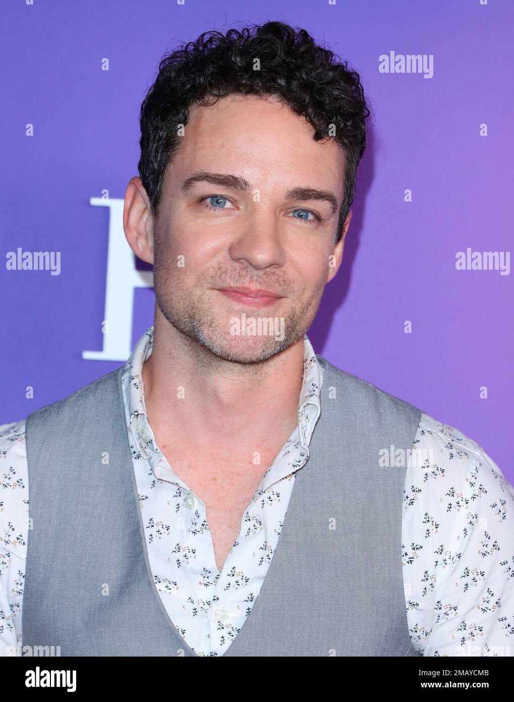 Charlie Boolin arrives at The Red Carpet Event for the season three ...