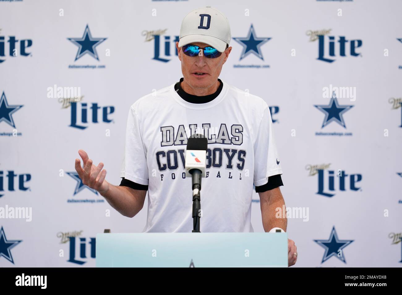 Dallas Cowboys special teams coordinator John Fassel speaks to ...