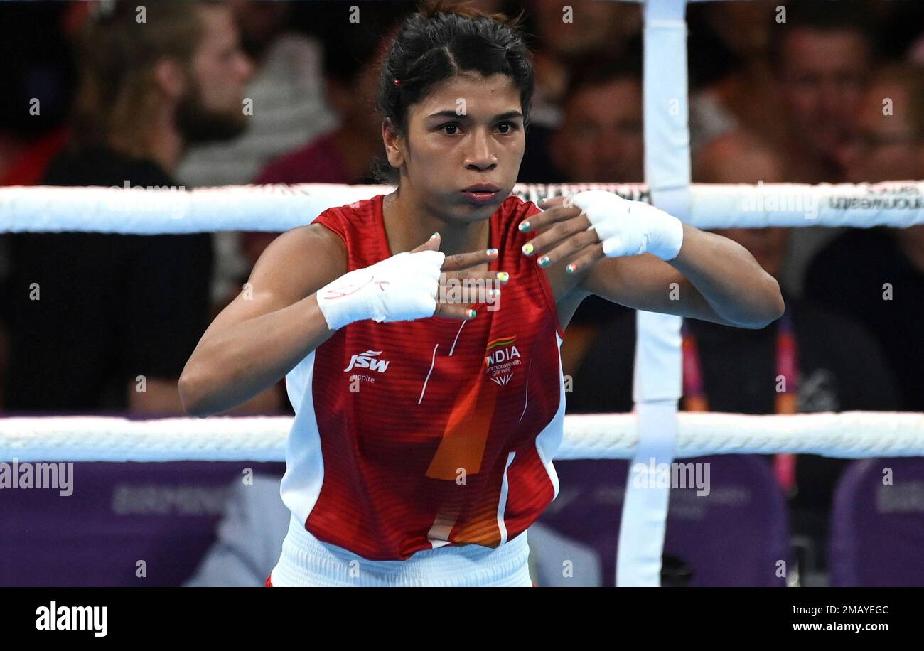 India's Zareen Nikhat celebrates after winning the Women's Light ...