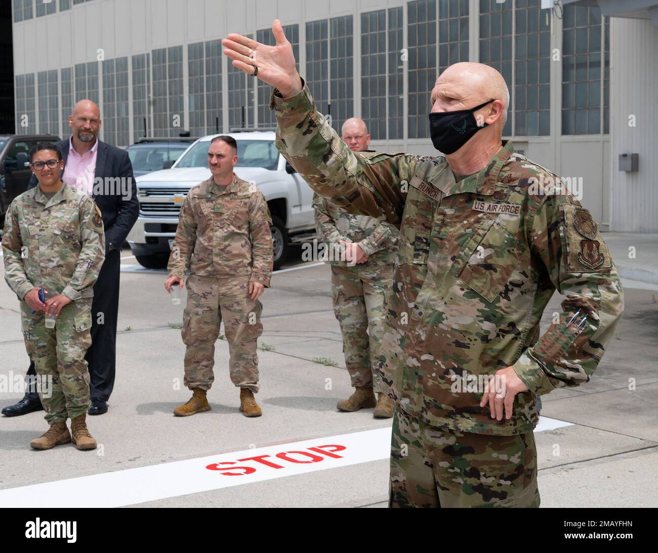 Gen. Arnold W. Bunch, Jr., Air Force Materiel Command commander, thanks ...