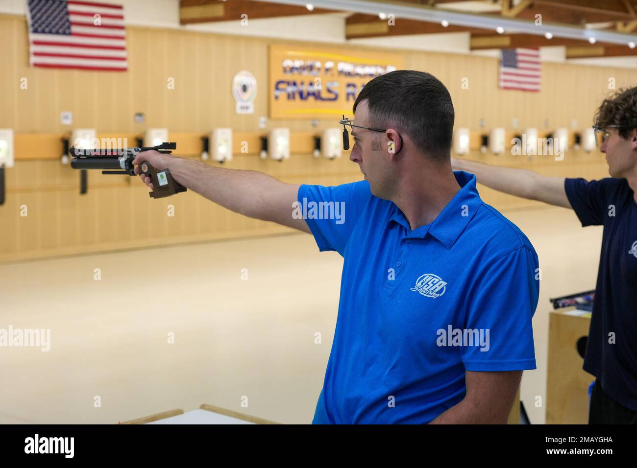 Staff Sgt. Nick Mowrer and Spc. Charles Platt compete in the 2022 Men's ...