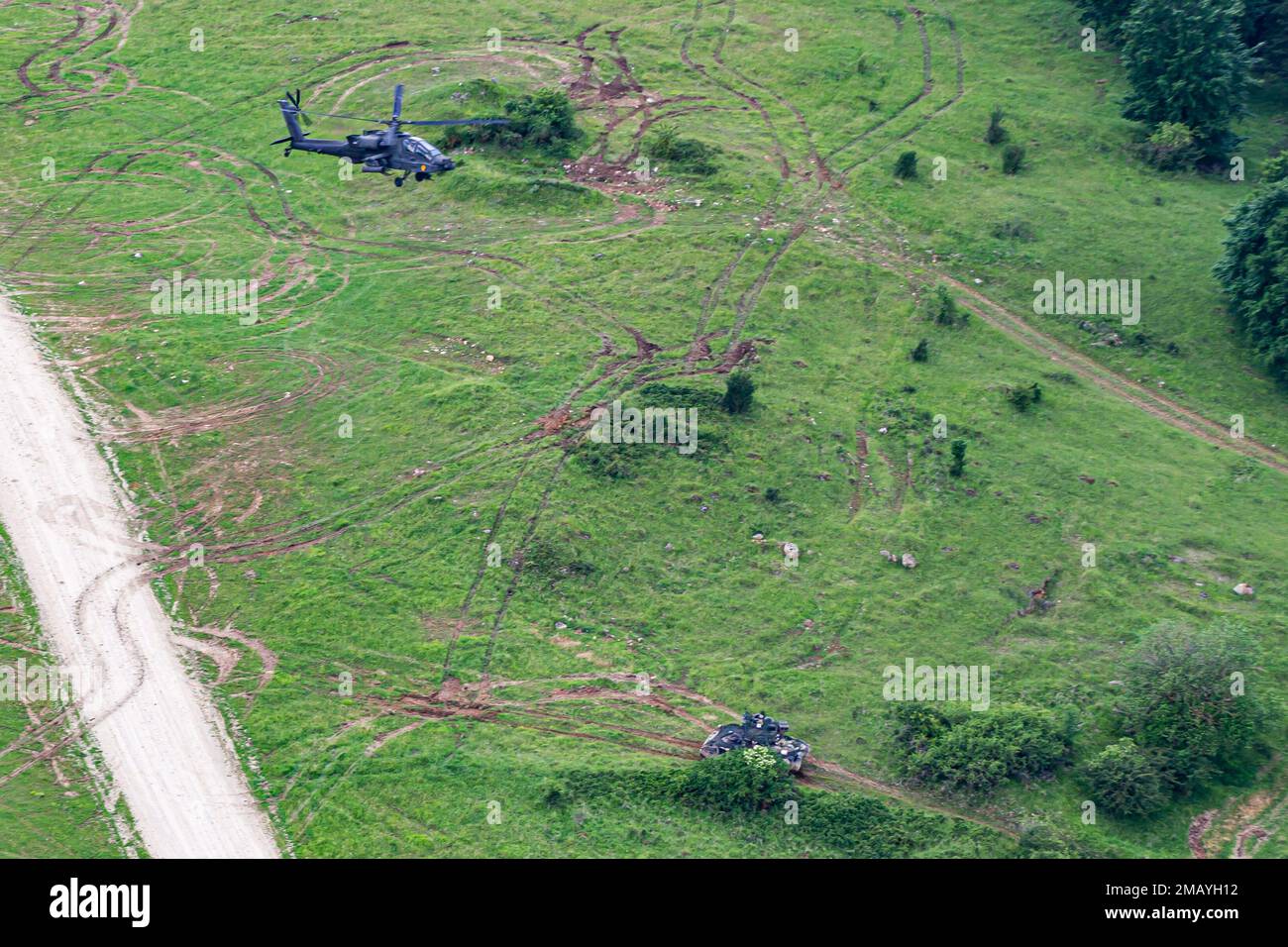 Combined arms operations hi-res stock photography and images - Alamy