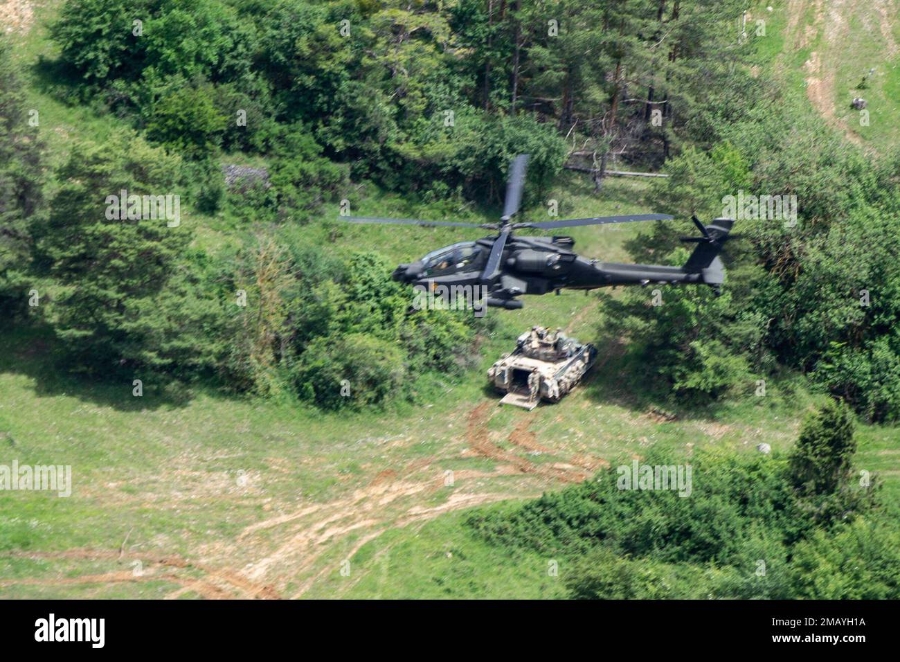 U.S. Army AH-64 Apache assigned to 7th Squadron, 17th Cavalry Regiment ...