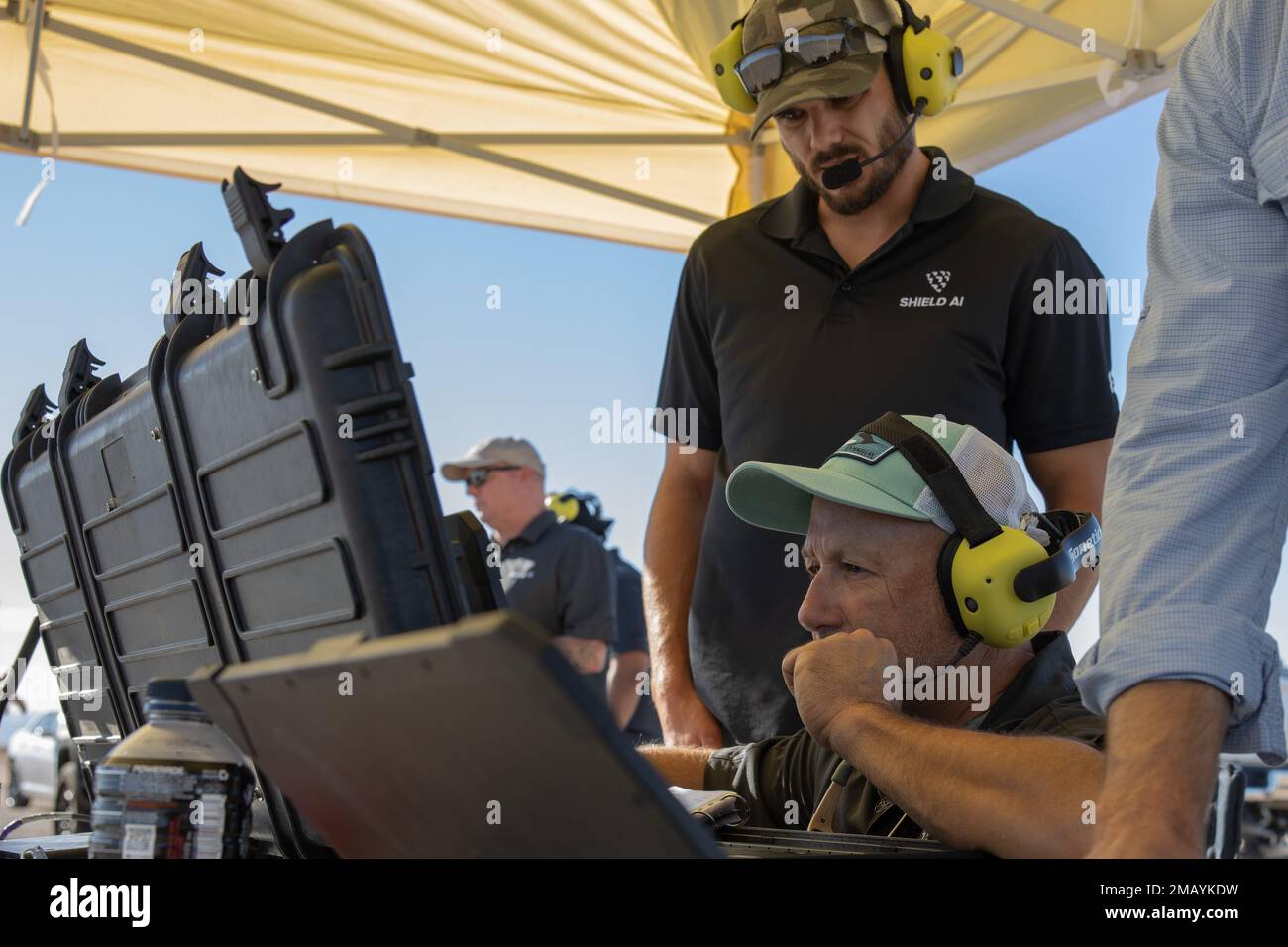 Contractors in support of the 13th Marine Expeditionary Unit, conduct ...
