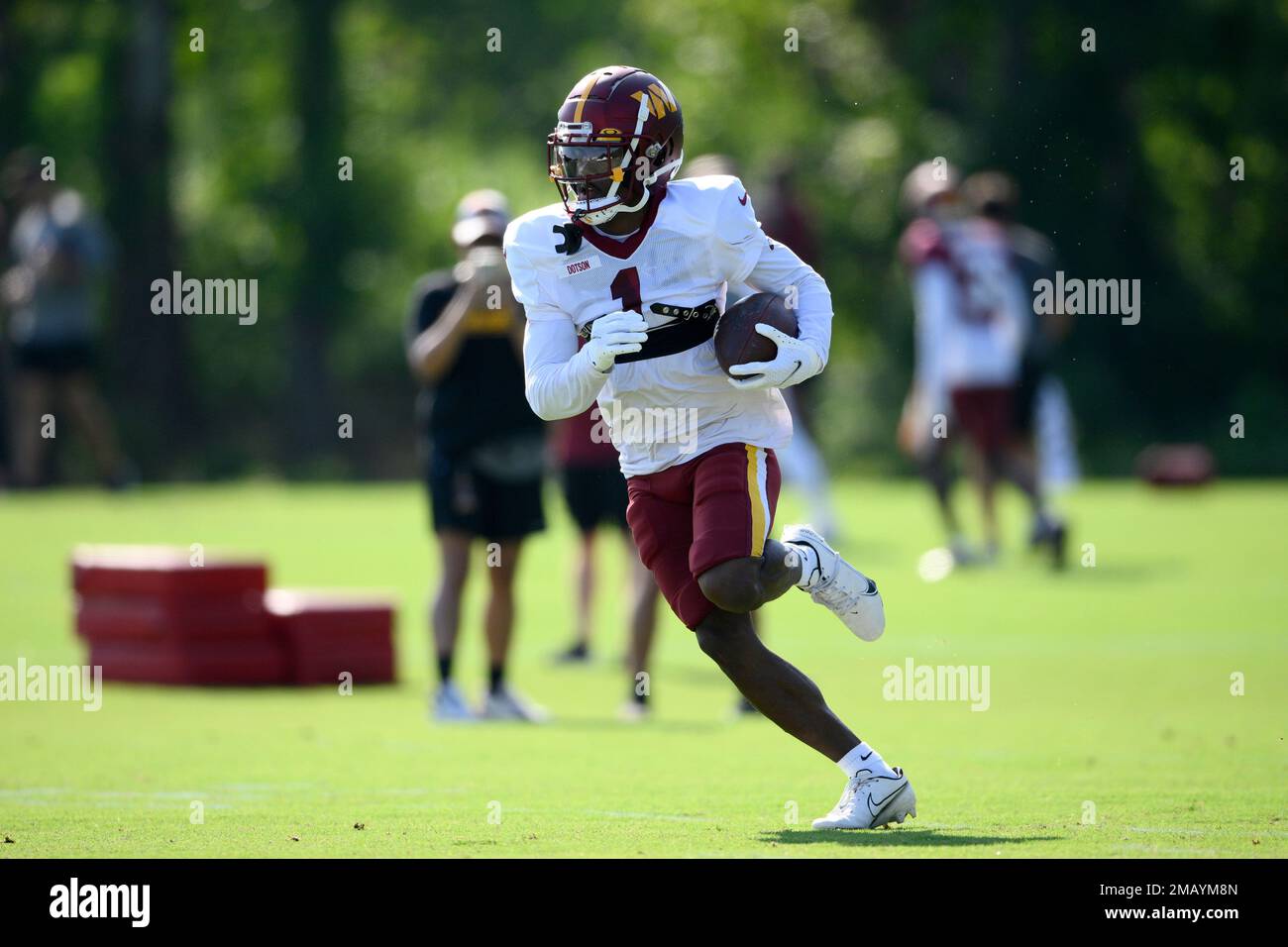 Washington Commanders wide receiver Jahan Dotson (1) in action during ...