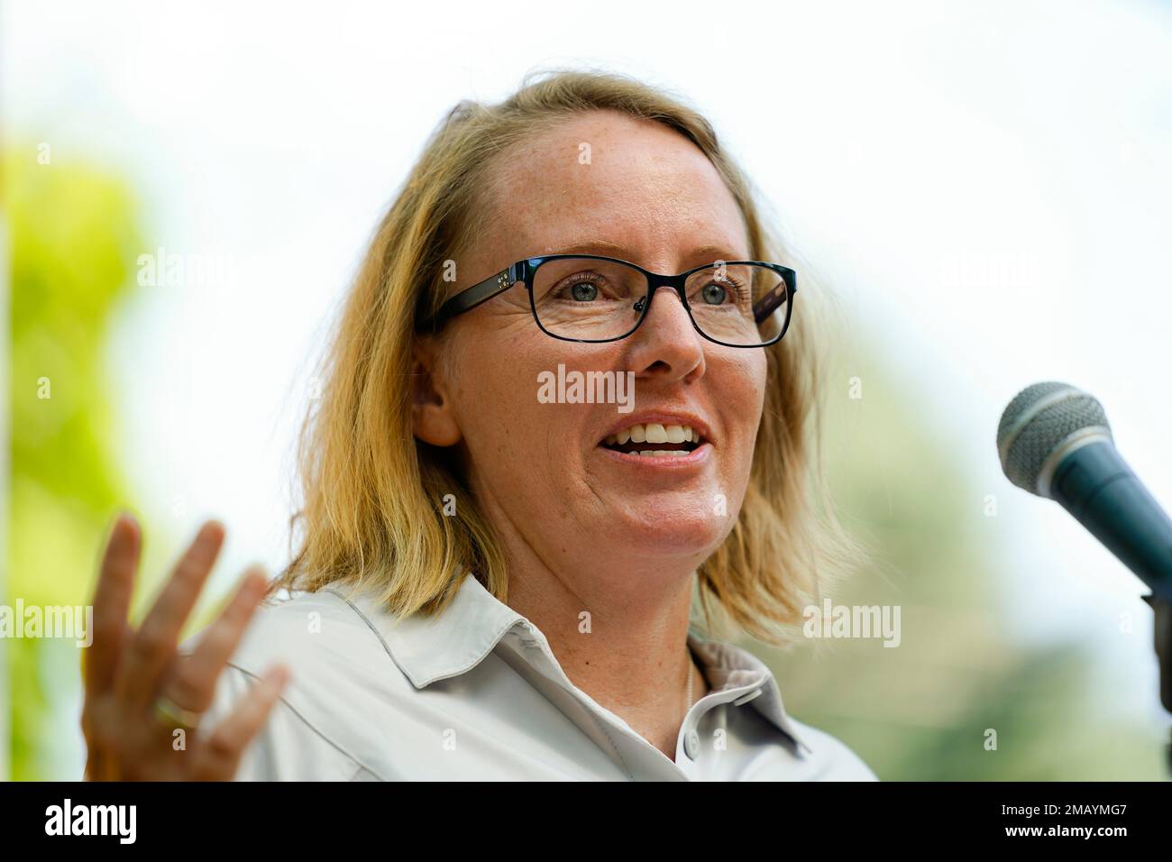 Rowan University public historian Jennifer Janofsky speaks during a ...