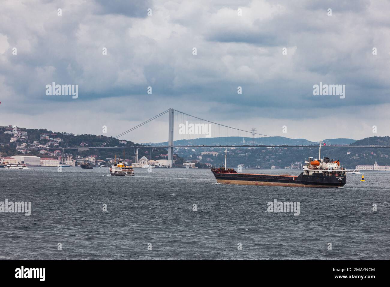 Cityscape of Istanbul. Old city with colored buildings. Eminonu ferry ...