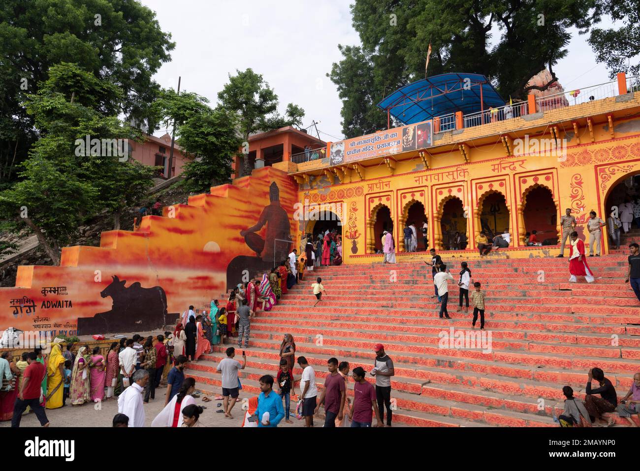 Indian Hindu devotees queue up to offer prayers at the Nag Vasuki ...