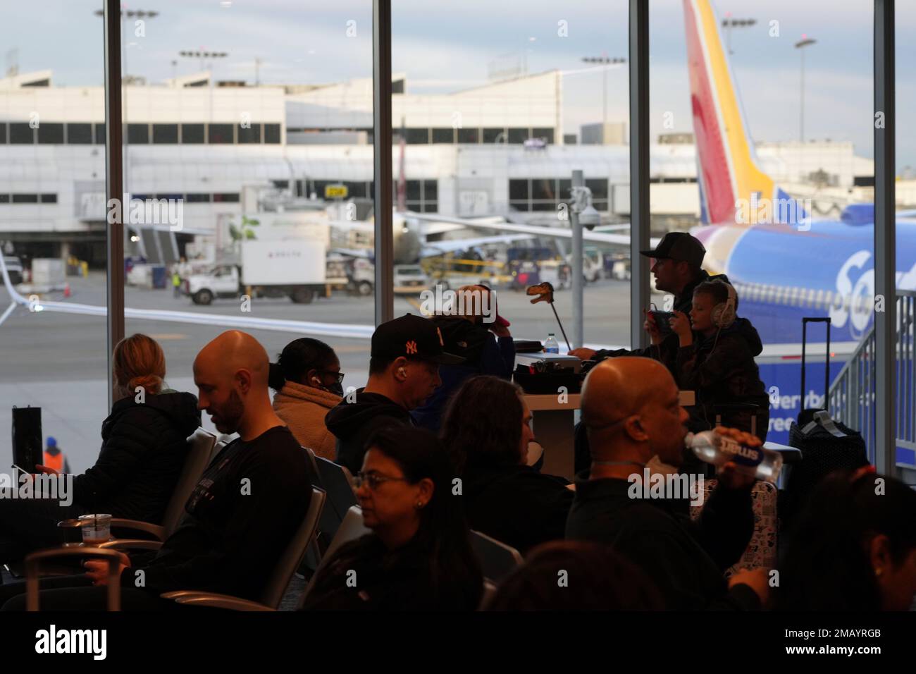 Lax airport in 2023 hi-res stock photography and images - Alamy