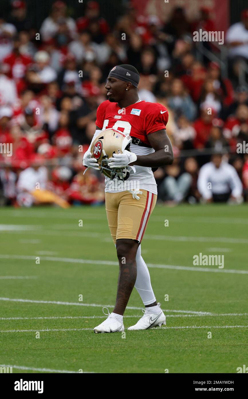 San Francisco 49ers wide receiver Deebo Samuel (19) takes part in ...