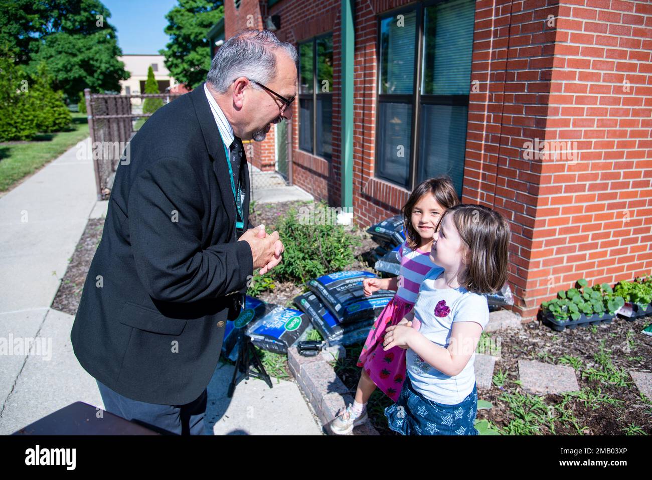 Defense Supply Center Columbus Deputy Site Director Mike Wood engages ...