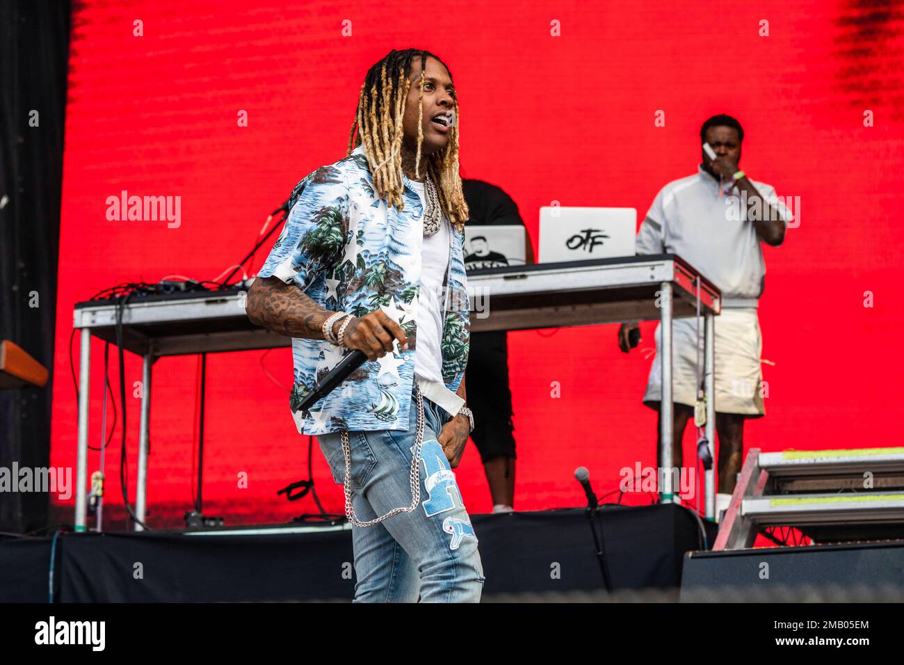 Lil Durk performs on day three of the Lollapalooza Music Festival on ...
