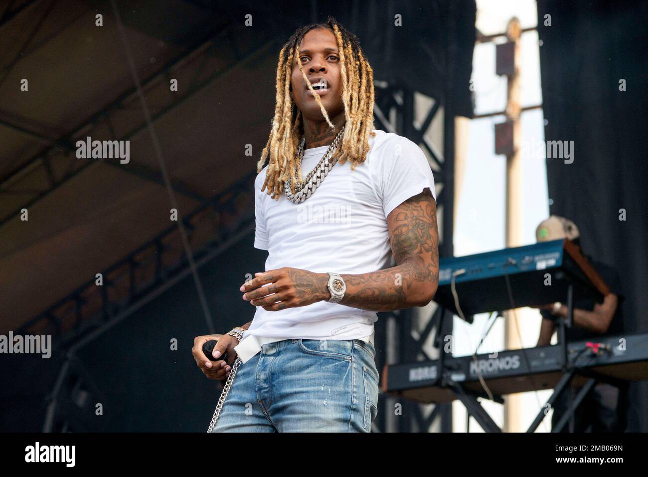 Lil Durk performs on day three of the Lollapalooza Music Festival on ...