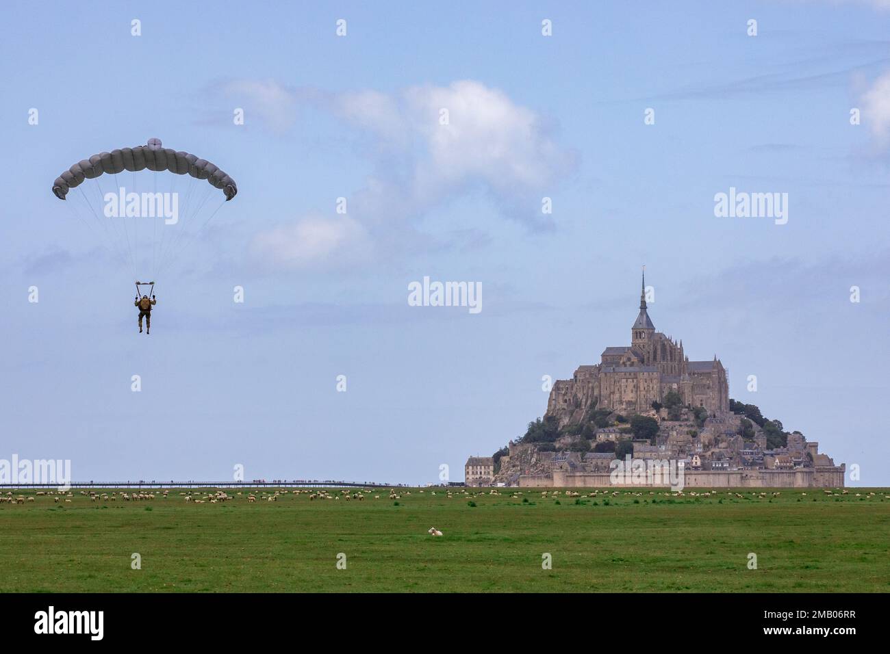 A U.S. Army Special Operations Soldier descends during a military free ...