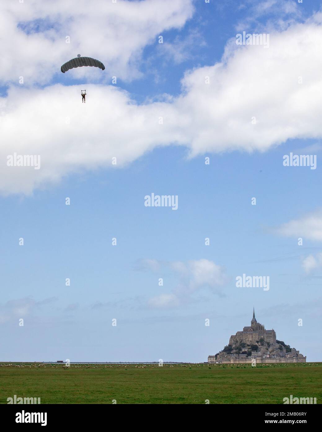 A U.S. Army Special Operations Soldier descends during a military free ...