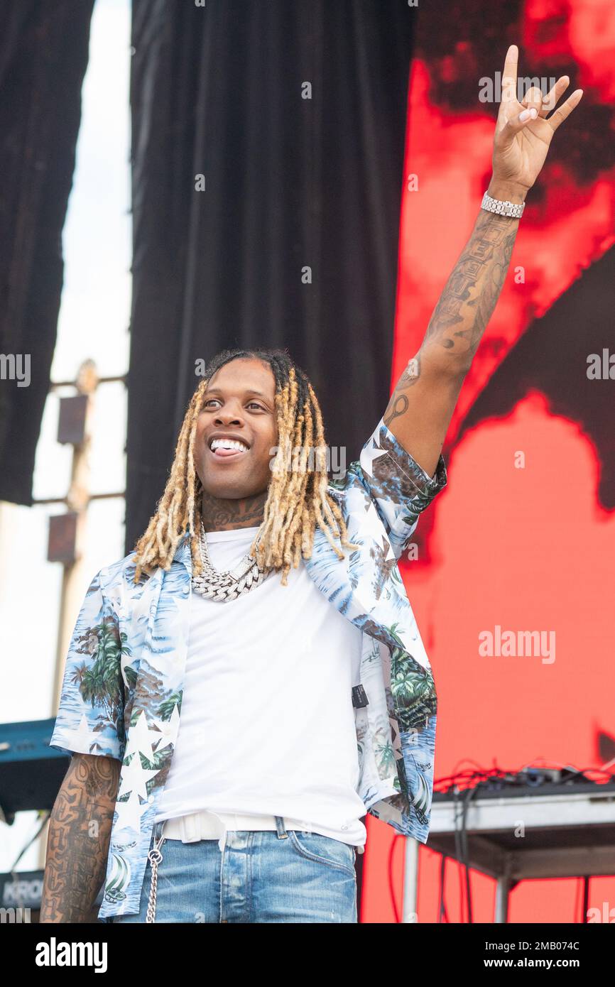 Lil Durk performs on day three of the Lollapalooza Music Festival on ...