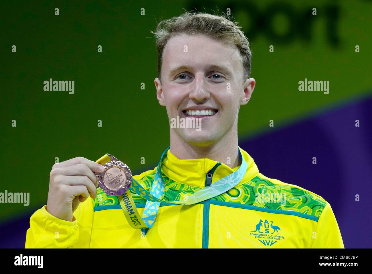 Elijah Winnington of Australia poses after winning the bronze medal in ...