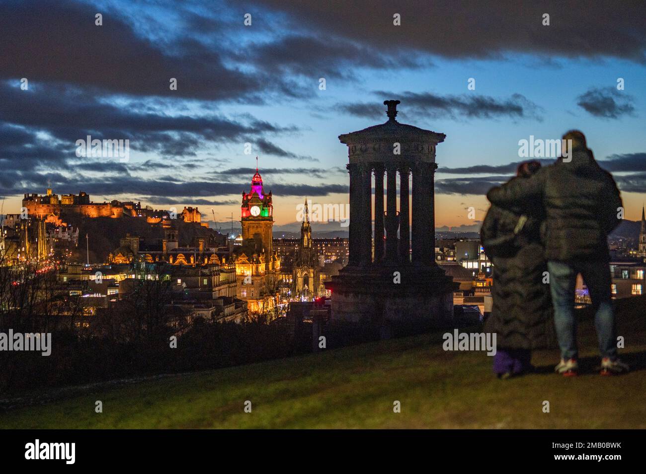 Edinburgh, UK. 19th Jan, 2023. UK. Weather. A sunset view looking over ...