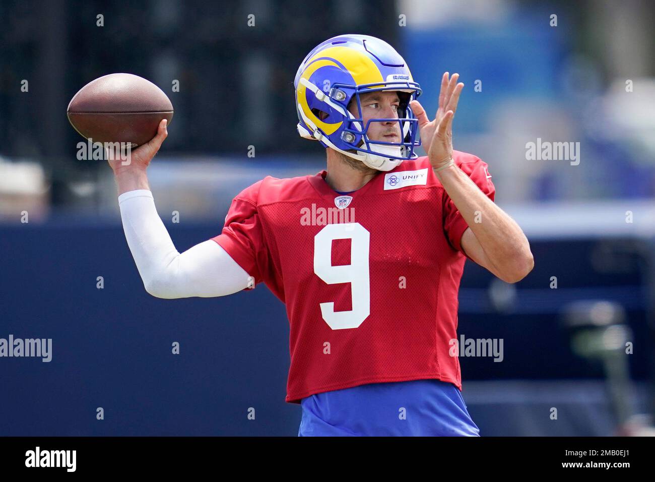 Los Angeles Rams quarterback Matthew Stafford participates in drills at ...
