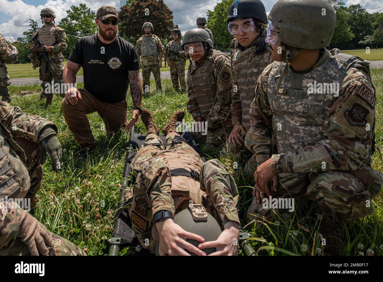 U.S. Army Soldiers and U.S. Air Force Airmen train with a New Jersey ...