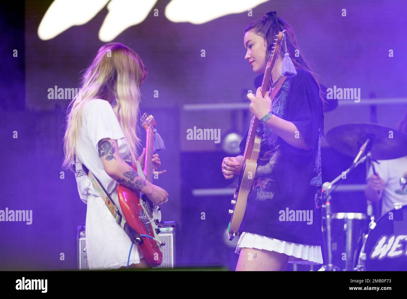 Hester Chambers, left, and Rhian Teasdale of Wet Leg performs on day ...