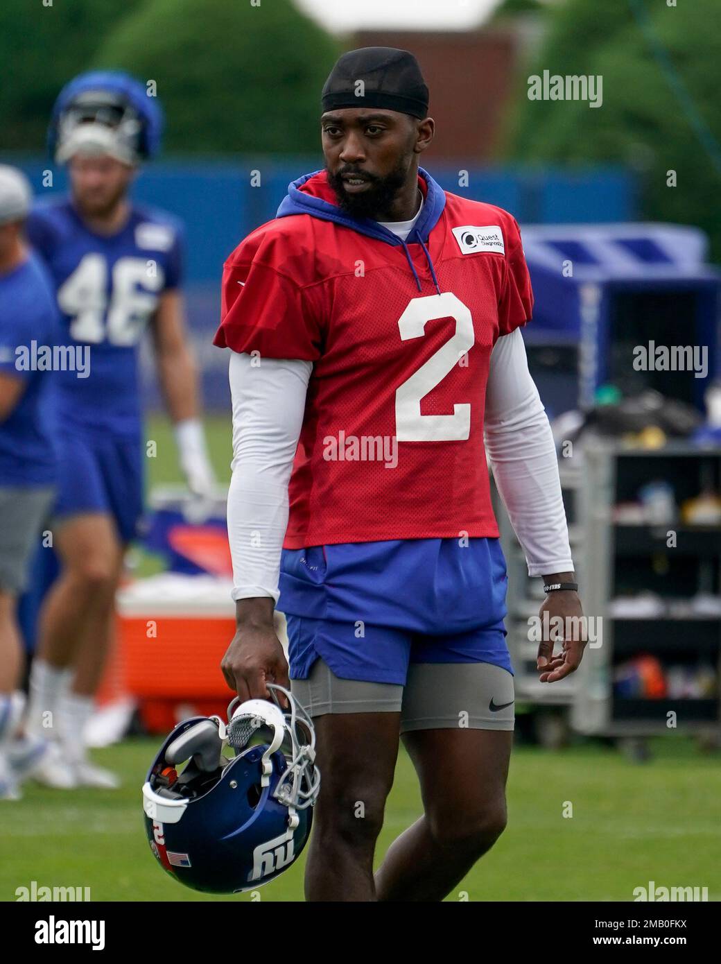 New York Giants quarterback Tyrod Taylor (2) participates during ...