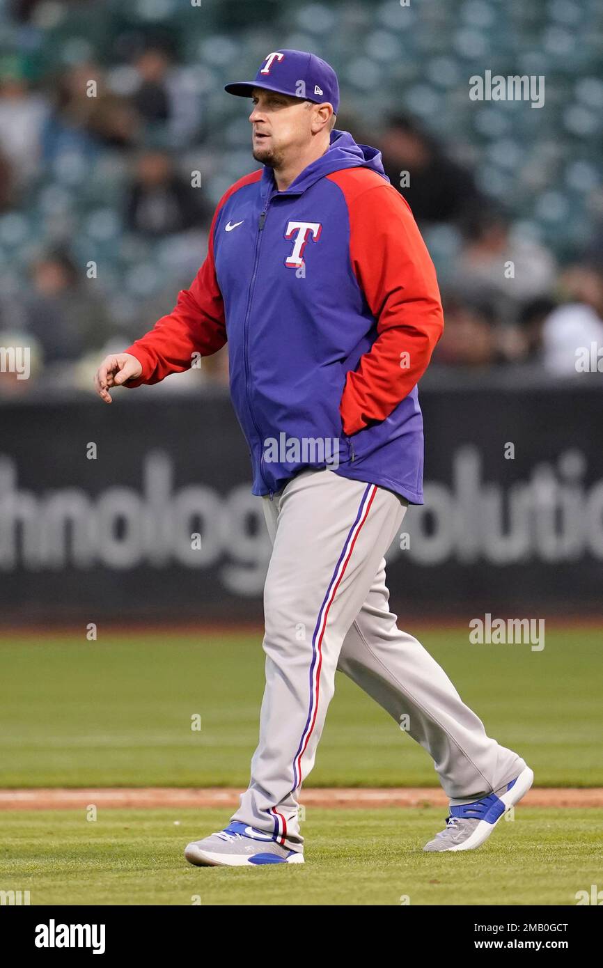 Texas Rangers pitching coach Doug Mathis during a baseball game against ...