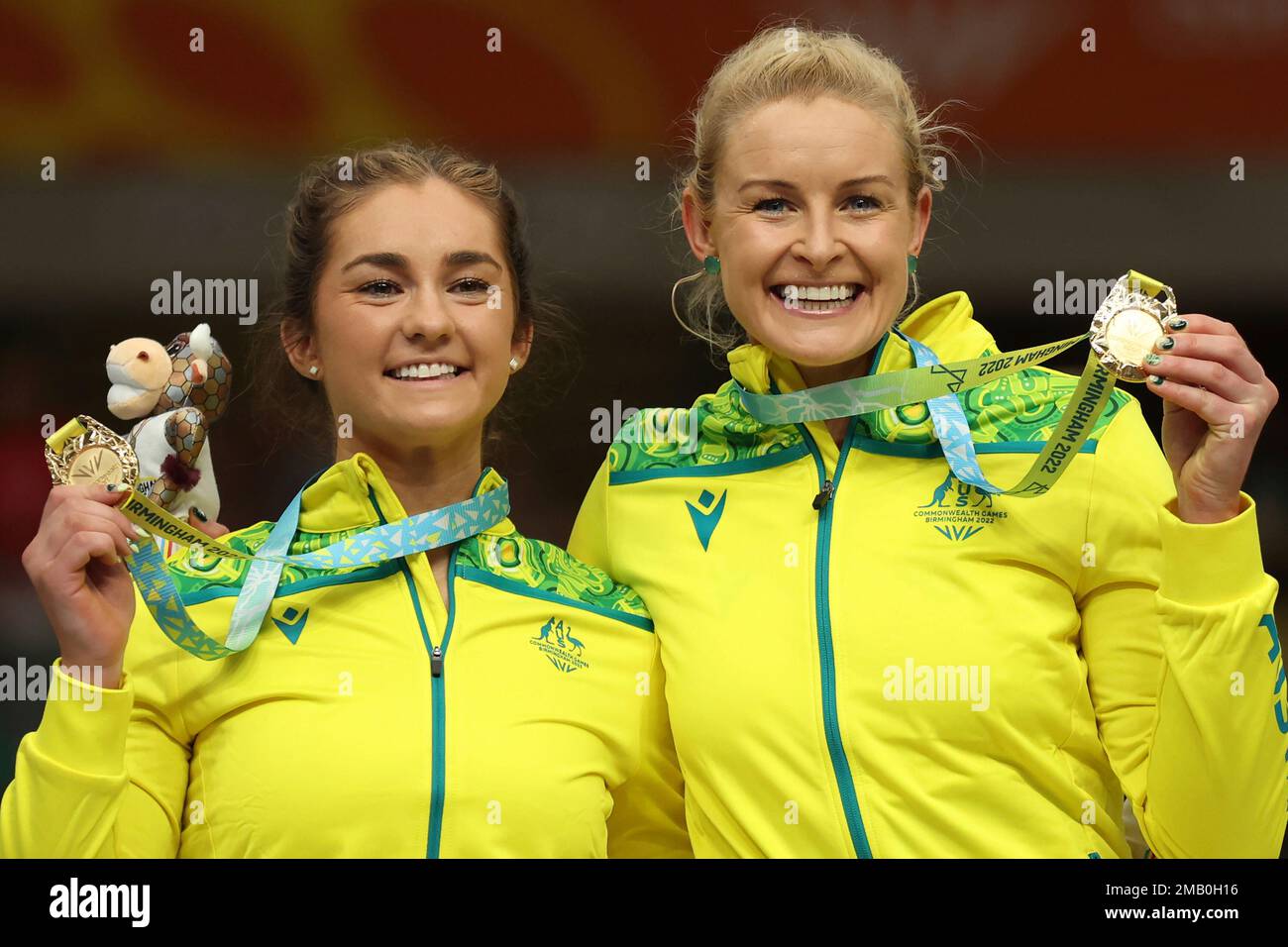Australia's Jessica Gallagher and pilot Caitlin Ward celebrate with ...