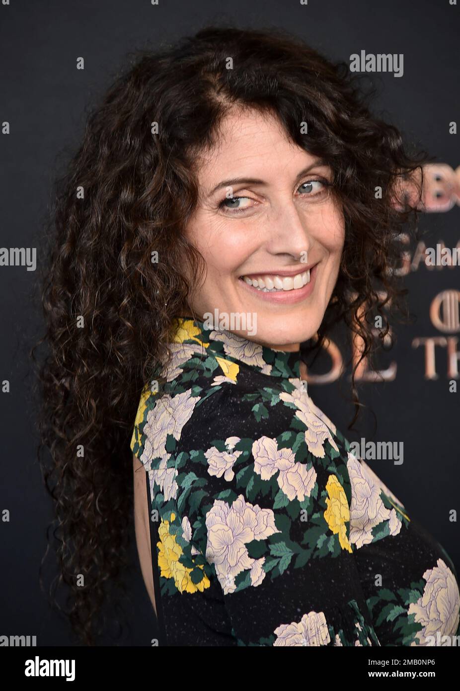 Lisa Edelstein arrives at the premiere of "House of the Dragon" on ...