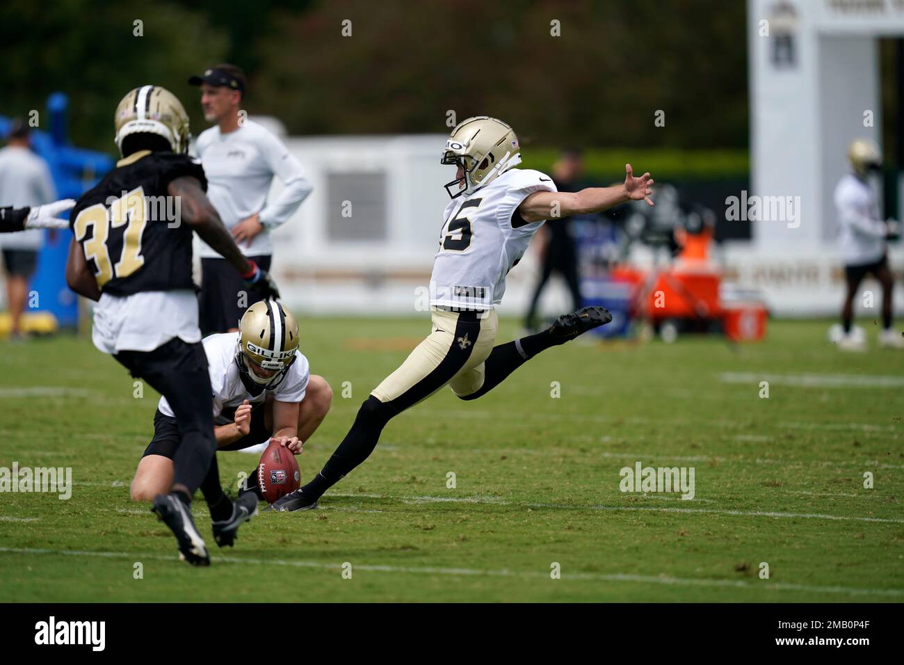 New Orleans Saints kicker John Parker Romo (15) kicks during training ...