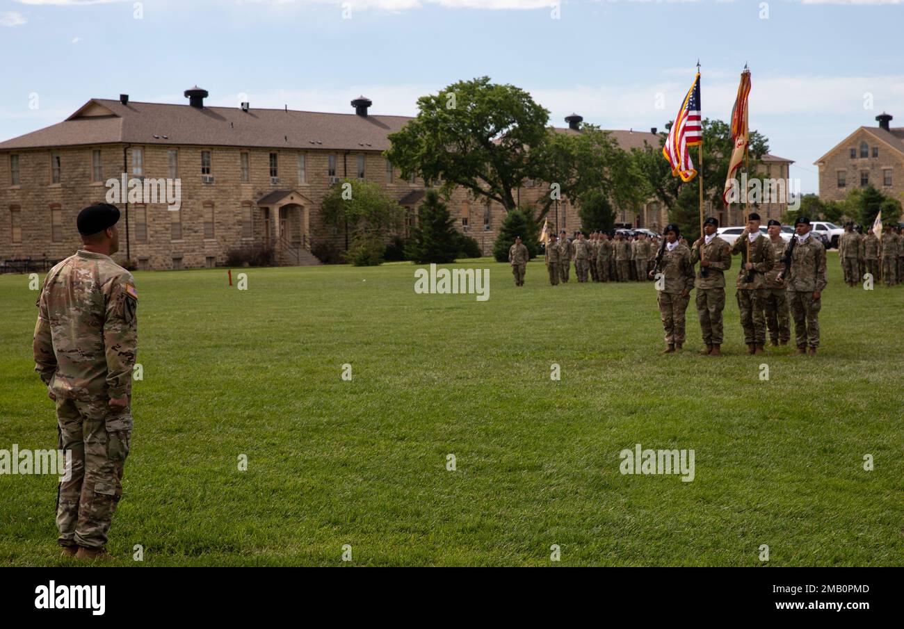 Lt. Col Brian Slotnick recites “The Long Motto” Call to the Soldiers of ...