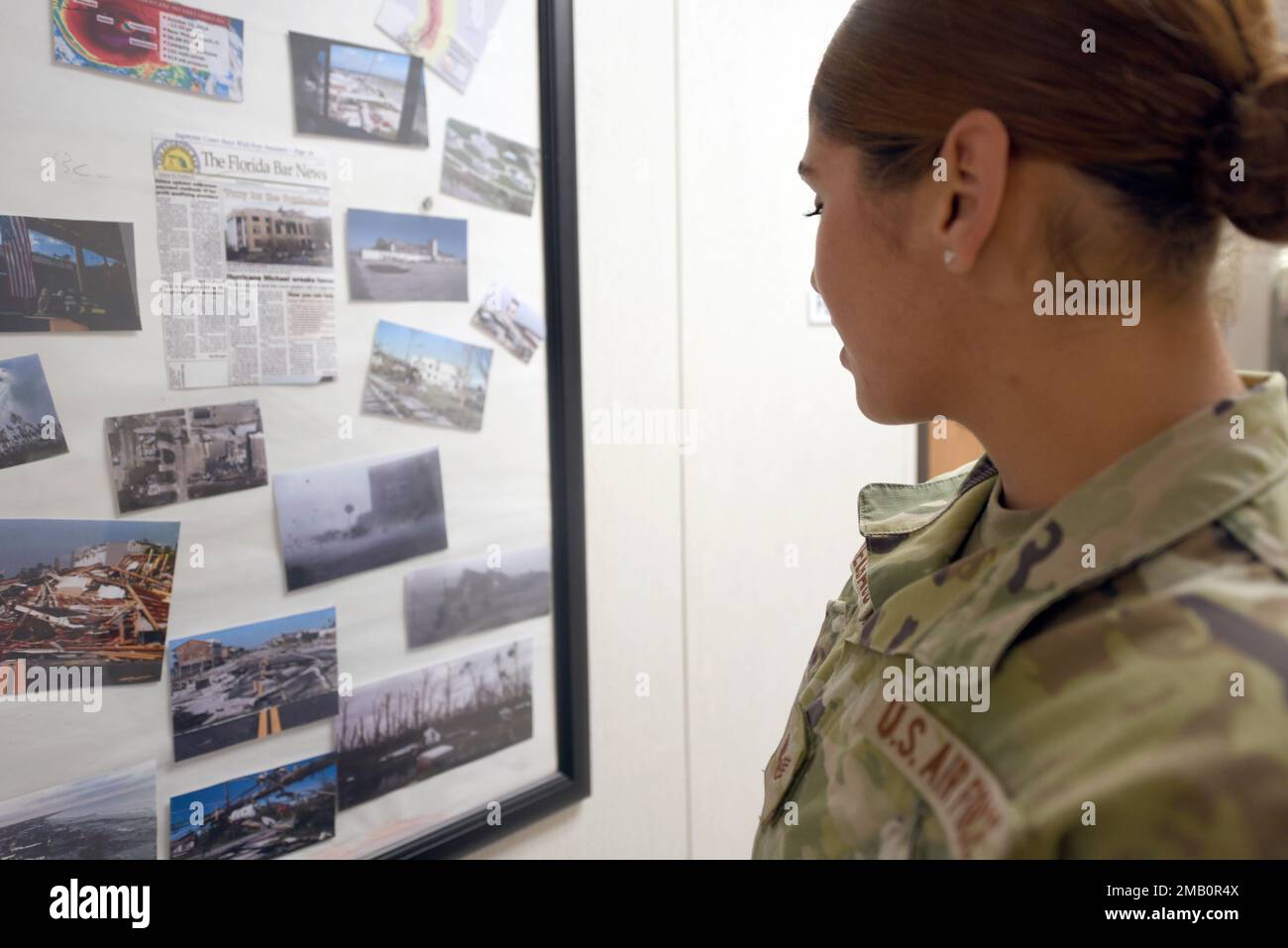 Comprehensive evaluation hi-res stock photography and images - Alamy