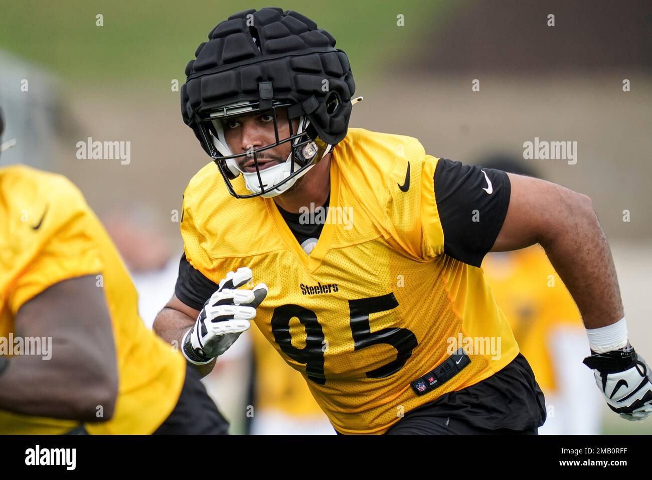 Pittsburgh Steelers defensive lineman Chris Wormley goes through drills ...