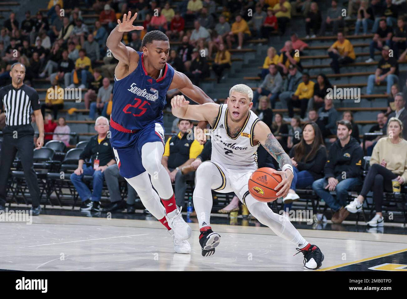 Reed green coliseum hi-res stock photography and images - Alamy