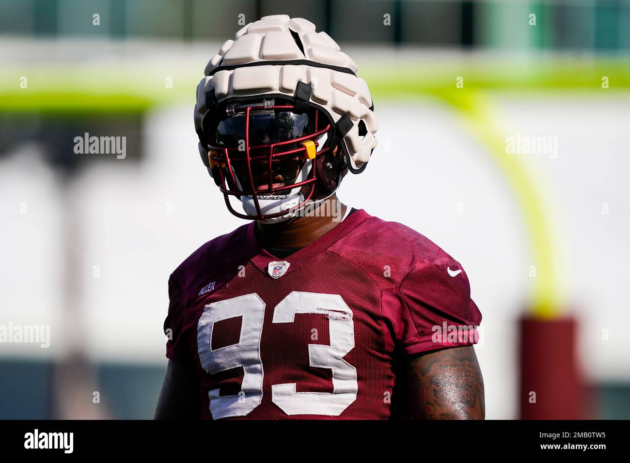 Washington Commanders defensive tackle Jonathan Allen (93) stands ...