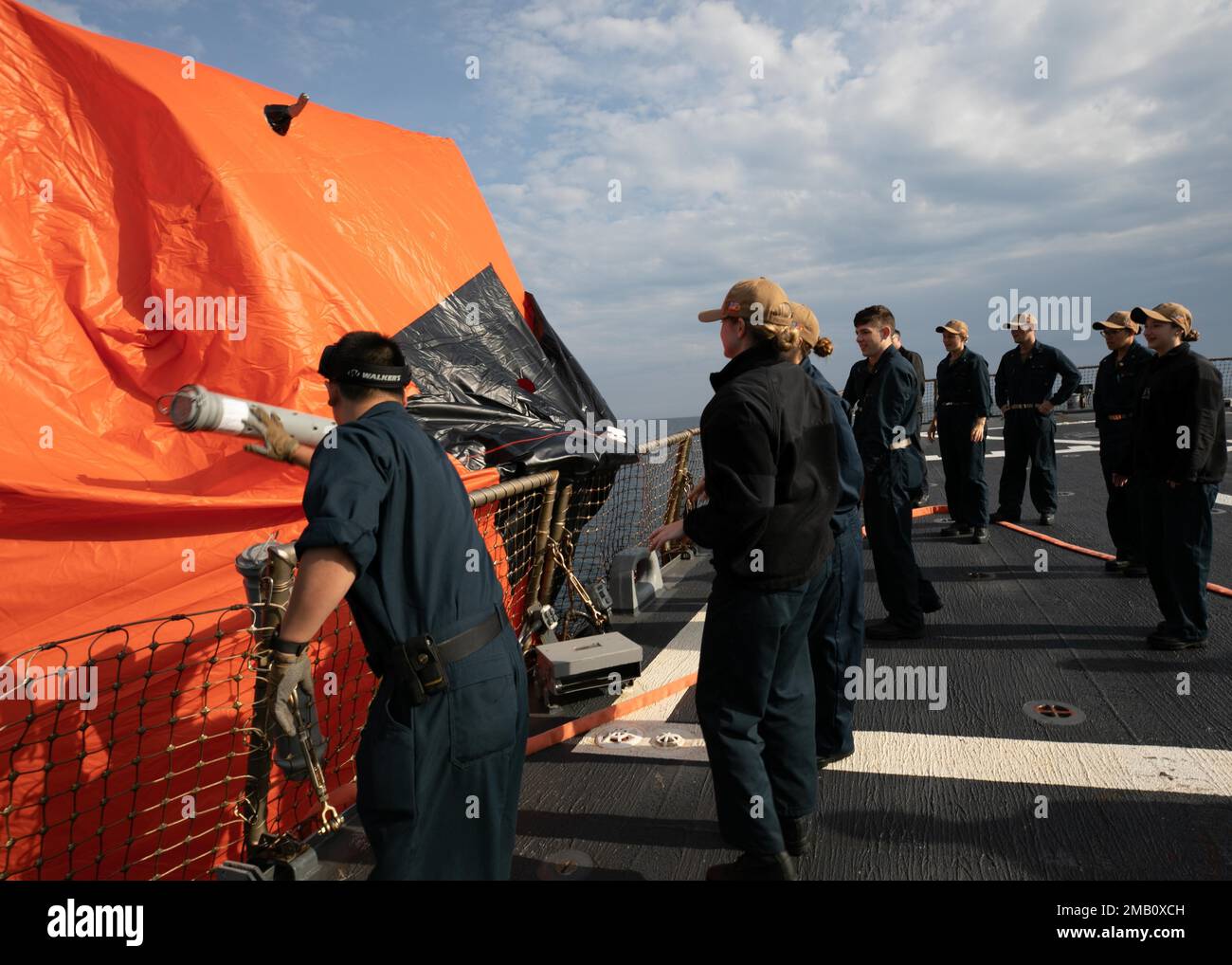 20609-N-DE439-1051 BALTIC SEA (June 9, 2022) Gunner’s Mate Seaman Derek ...