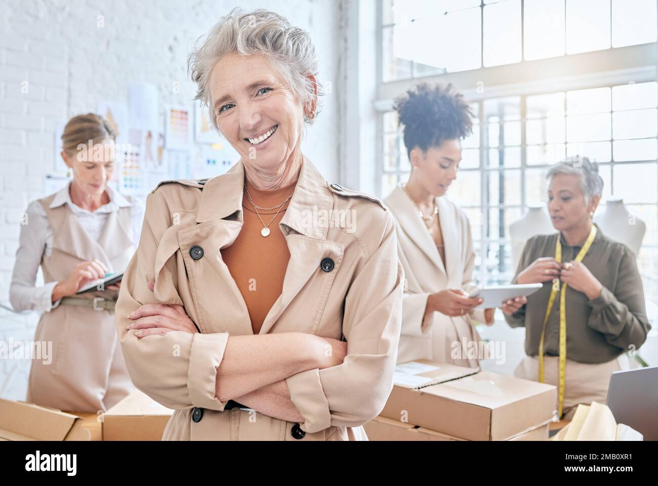 Manager, ecommerce delivery box and team diversity, package or stock ...