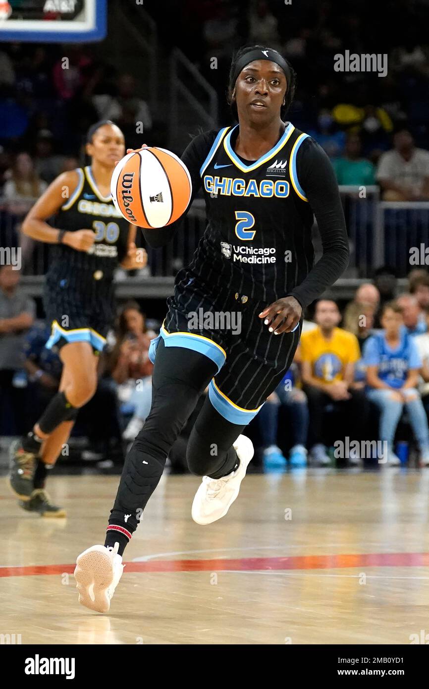 Chicago Sky's Kahleah Copper (2) advances the ball during the the WNBA ...