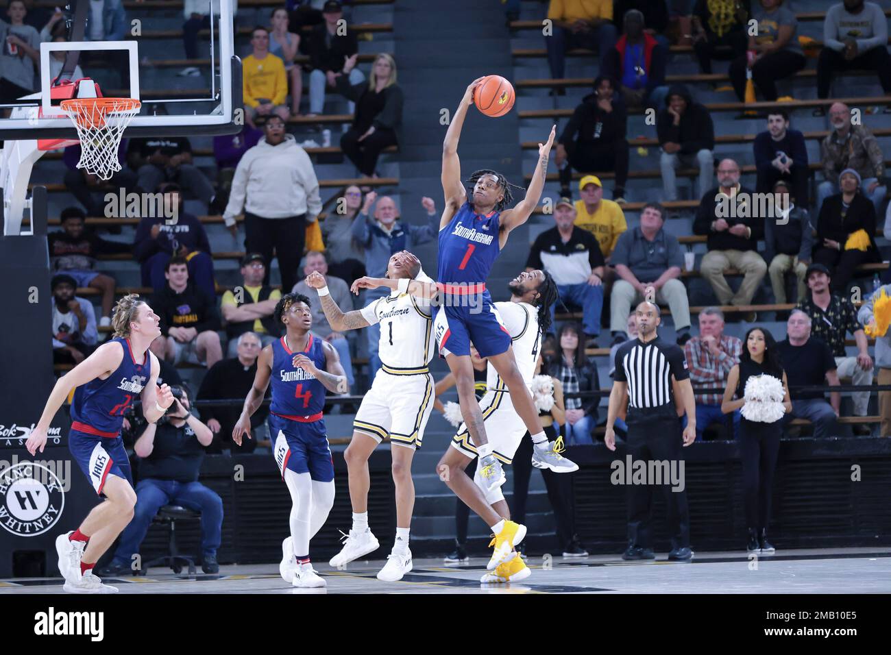 Hattiesburg, Mississippi, USA. 19th Jan, 2023. South Alabama Jaguars ...